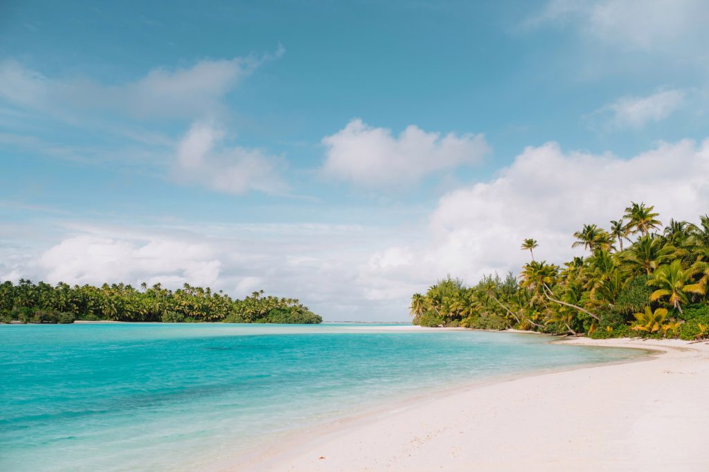 Cook Islands : Travel Guide to Aitutaki - Jyo Shankar