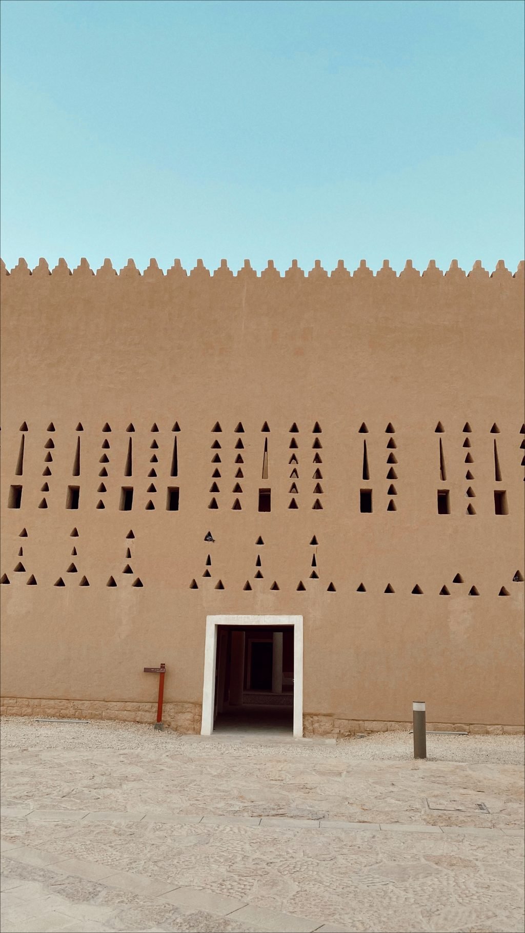A week in Saudi : Travel guide to Riyadh and Jeddah - Jyo Shankar
