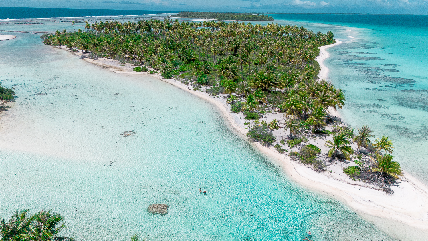 Rangiroa : The biggest lagoon atoll in French Polynesia - Jyo Shankar